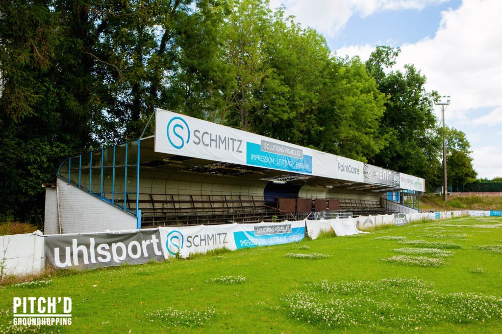 Afscheid van een iconisch stadion - RUW Ciney | In de Hekken