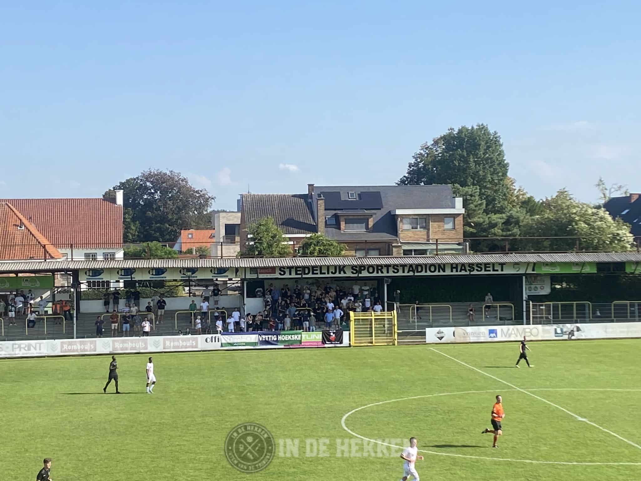 Stedelijk Sportstadion Hasselt: oude staantribunes nog intact | In de ...