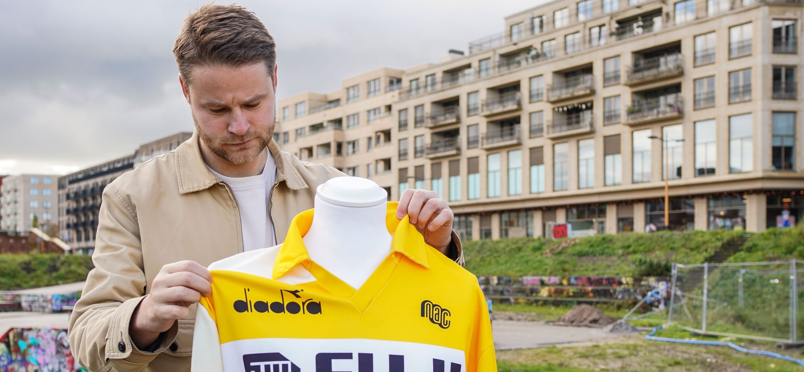 De geweldige voetbalshirts van Joost Hummelink | Check nu